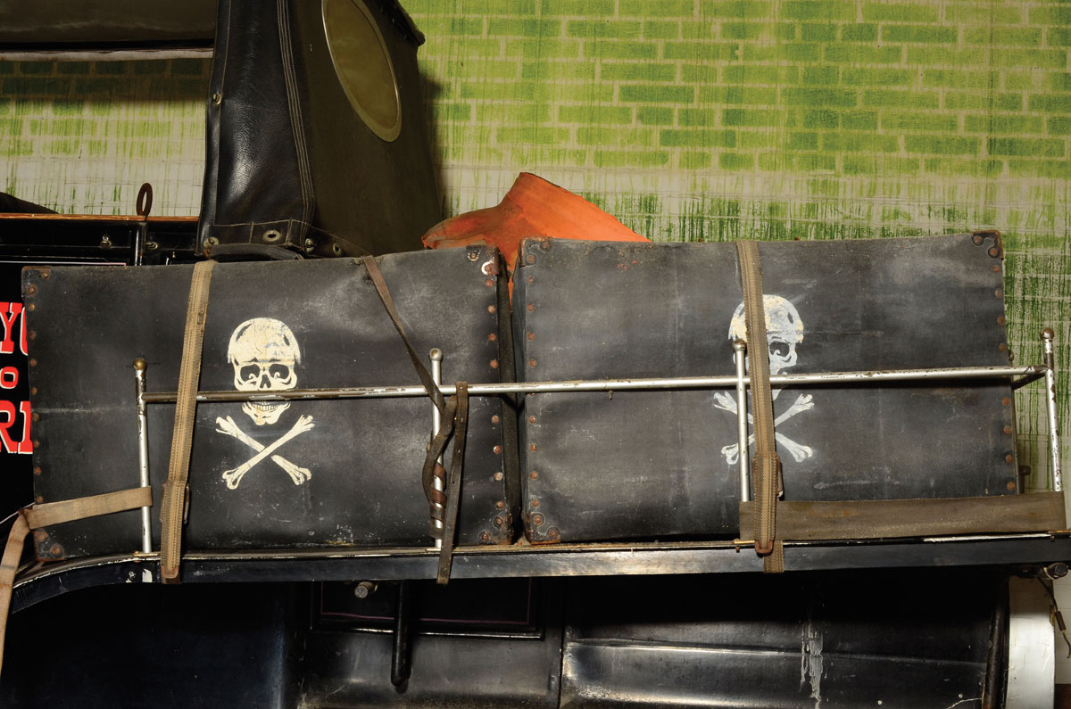 1965 Hannibal 8 - Stahls Automotive Collection